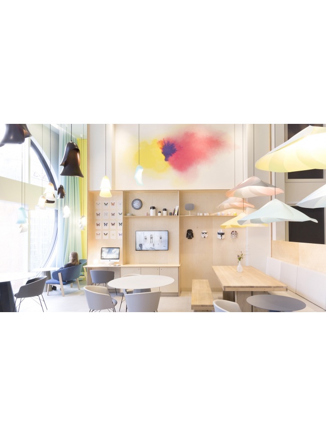 Cape pendant light