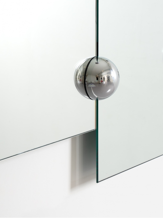 Sphera Triptych mirror